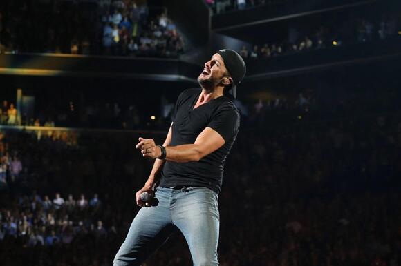 Luke Bryan Announces Two Summer Shows in New England - NewsBreak
