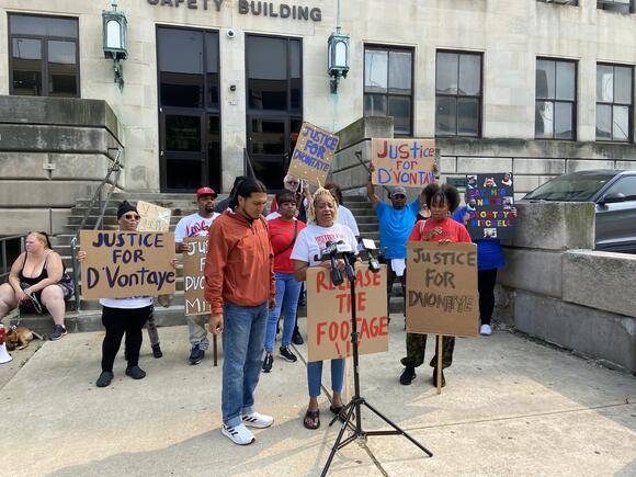 D'Vontaye Mitchell's family continues to call for charges and transparency