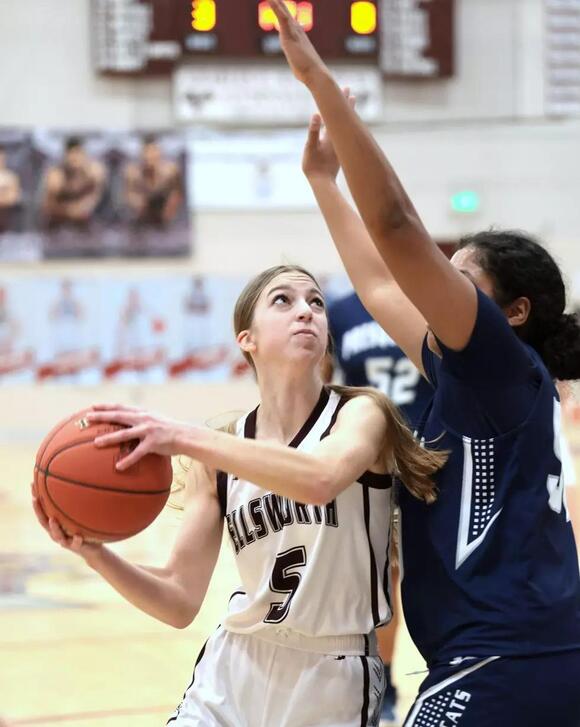 Ellsworth Girls Beat Presque Isle 48-45 in Dramatic Fashion [STATS ...