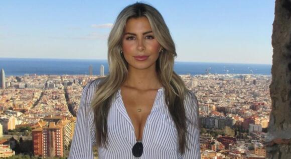 Viral March Madness Reporter Talia Baia & Florida Gators Star Bennett ...