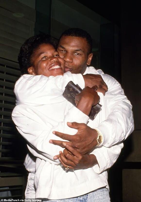 Mike Tyson was so 'fat and nasty' he wanted to kill himself, boxing ...