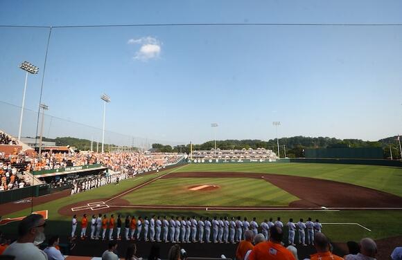 Tennessee Baseball's Roster Officially Set For 2026 Season - NewsBreak