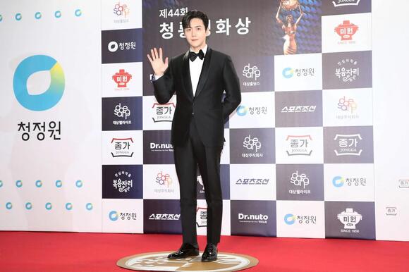 Top 10 most handsome K-drama actors of 2025 — Meet the kings owning the ...