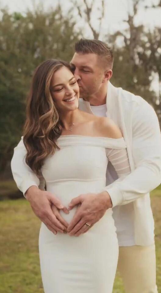 Tim Tebow and wife Demi-Leigh welcome their first baby - NewsBreak
