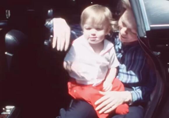 Faye Dunaway’s HBO Documentary Trailer Gives Peek Into Traumatic Childhood