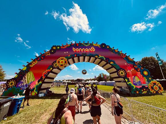 Weird Al Yankovic's Bonnaroo 2026 Set: A Joyful Surprise That Stole the ...
