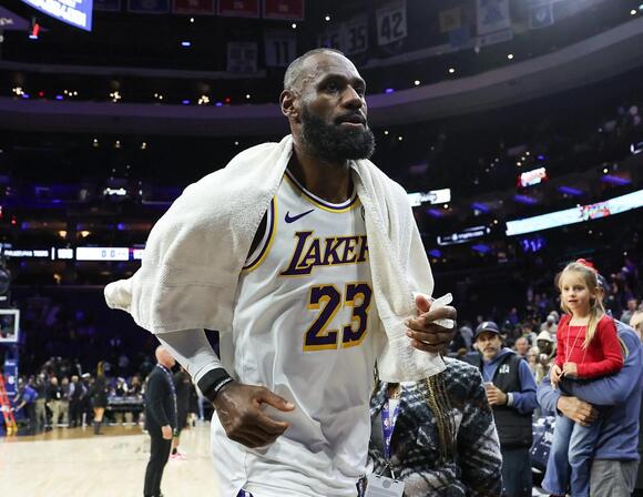 Lakers Star LeBron James Hopes NBA Fans ‘Have Not Forgot About’ This 3 ...