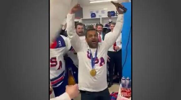 NHL Star Jeremy Roenick Defends Olympic Hockey Celebration Featuring ...