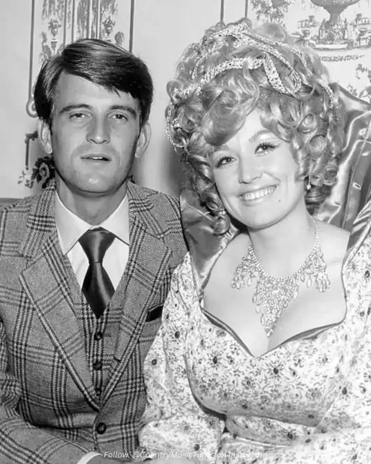 Dolly Parton Misses Dollywood Event Due To Health Issues - NewsBreak