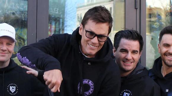 Tom Brady Trolled After Revealing Odd Name for Coconut Water Brand Good ...