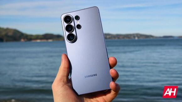 Samsung Acknowledges Galaxy S26 Ultra Camera Zoom Glitch & Promises a ...
