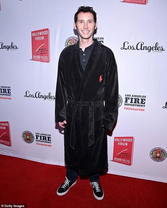 Malcolm in the Middle star sparks widespread fan concern as he poses ...