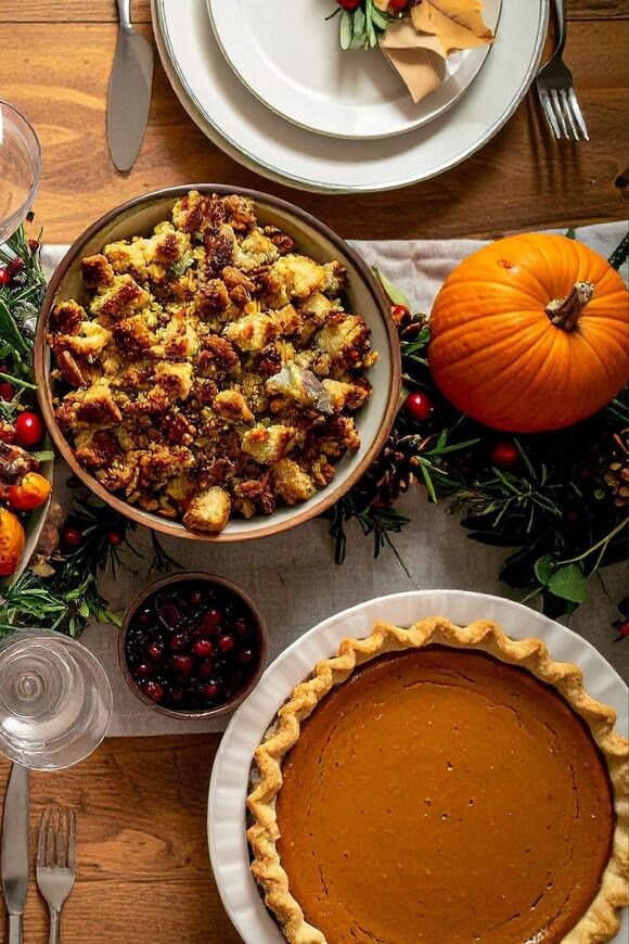 The Most Overrated Thanksgiving Dishes Everyone Pretends to Love ...