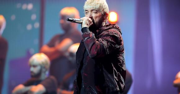 Who Is Eminem Dating? Girlfriend & Relationship History - NewsBreak