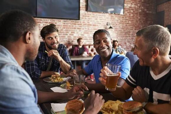 Greatest Sports Bars To Watch The Super Bowl - NewsBreak