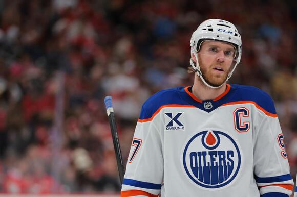 Oilers captain Connor McDavid spotted in Turks and Caicos after NHL ...