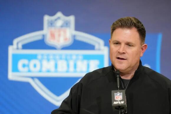Green Bay Packers GM Provides Positive Update On All-Pro Zach Tom's ...