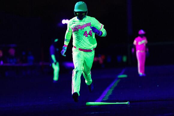 Glow-in-the-dark ‘Cosmic Baseball’ game goes viral - NewsBreak