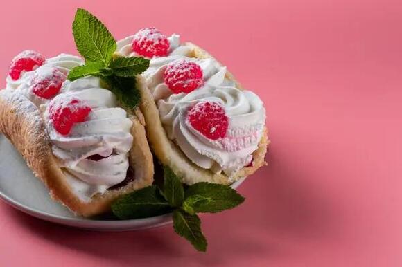 Foods To Try At The Florida Strawberry Fest - NewsBreak