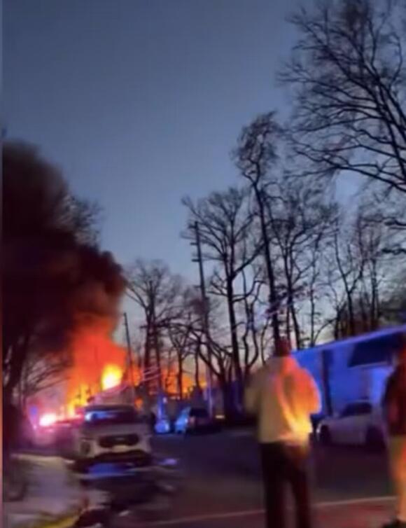 5-Alarm Warehouse Fire Breaks Out New Year's Day In Roselle Park ...