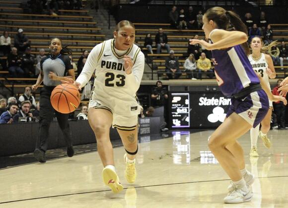 Purdue women’s basketball remains undefeated at home - NewsBreak