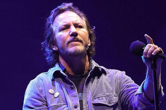 Eddie Vedder Net Worth 2026: How Pearl Jam Built One of Rock’s Most ...