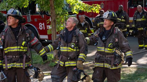 ‘Chicago Fire’s David Eigenberg Dishes on How Herrmann Deals With ‘Bad ...