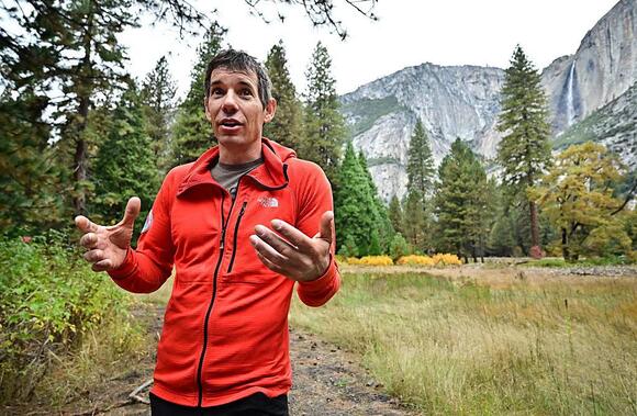 Alex Honnold will attempt to free solo climb Taipai 101 live tonight on ...