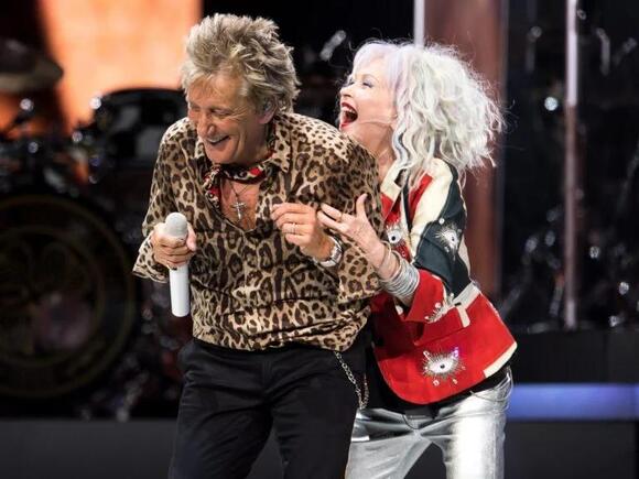 Rod Stewart Admits Hospital Blunder While Battling Sinus Infection ...