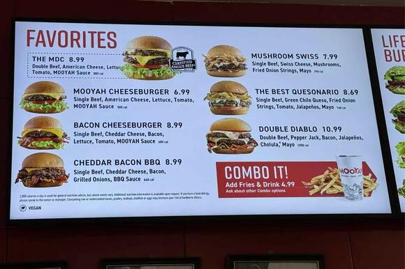Michigan’s First Mooyah Burgers Finally Opening in Flint Township ...