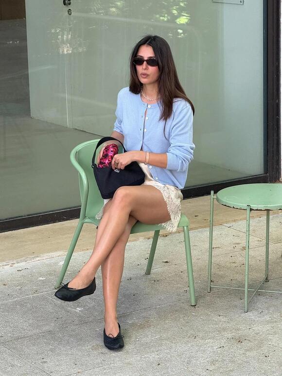 If French Women in Paris Are Wearing Lace this Autumn, It'll Be Exactly ...