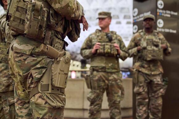 Photos of week three of Washington's federal takeover, as troops on ...