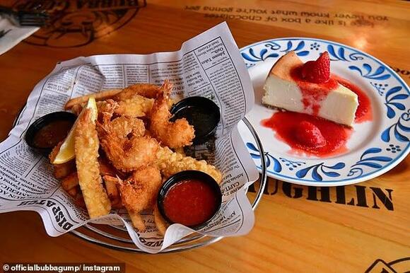 Famous US chain set to open its first restaurant in Australia - sending ...