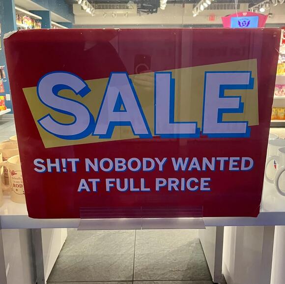 19 Hilarious Signs That'll Trigger The Most Inappropriate Laughing Fit ...