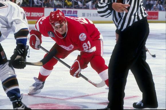 Red Wings Retire Sergei Fedorov’s #91 Jersey - NewsBreak