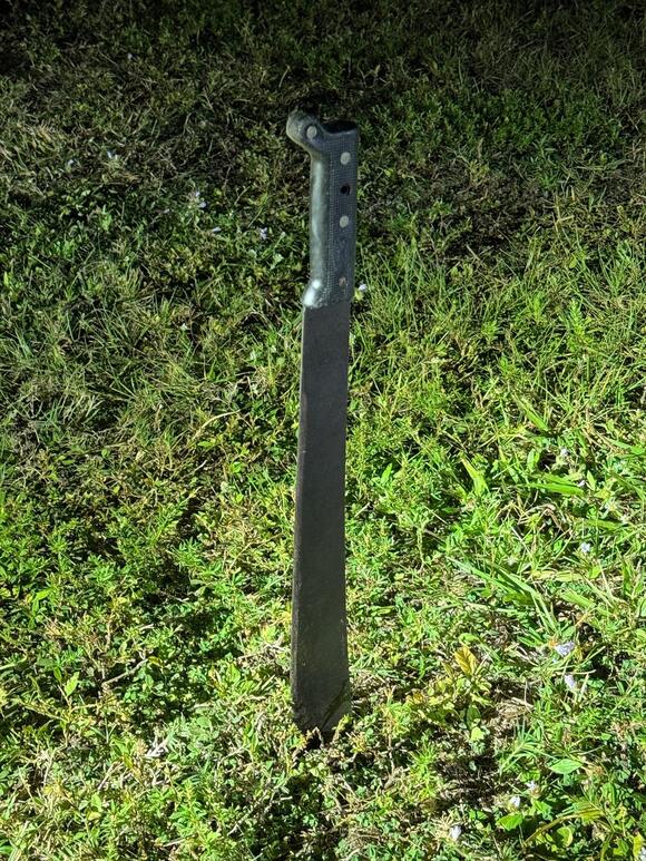 Man, 19, wielding machete shot by Palm Beach Co. deputies - NewsBreak