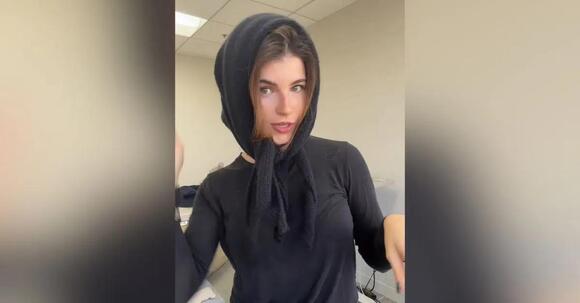 Who Are Lori Loughlin's 2 Daughters? Meet Isabella Rose and Olivia Jade ...