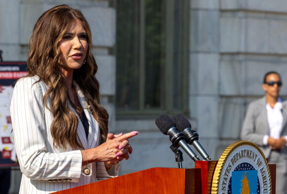 Judge blocks DHS from ending temporary legal status for 1.1M ...