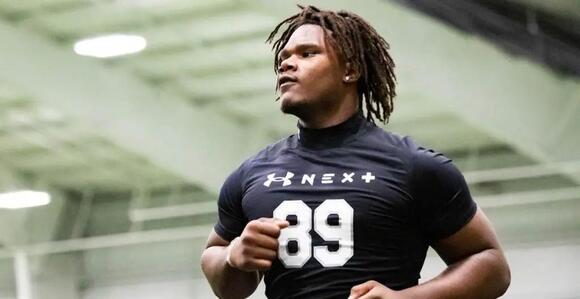 Five-Star DT Justus Terry Decomitts From USC