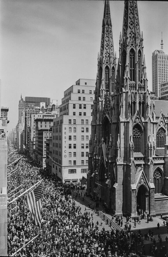 Rare Classic Photos of the Macy’s Thanksgiving Day Parade—Plus, Why It ...