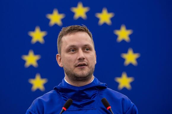 Trump ramps up Greenland rhetoric; Denmark, Europe defiant - NewsBreak