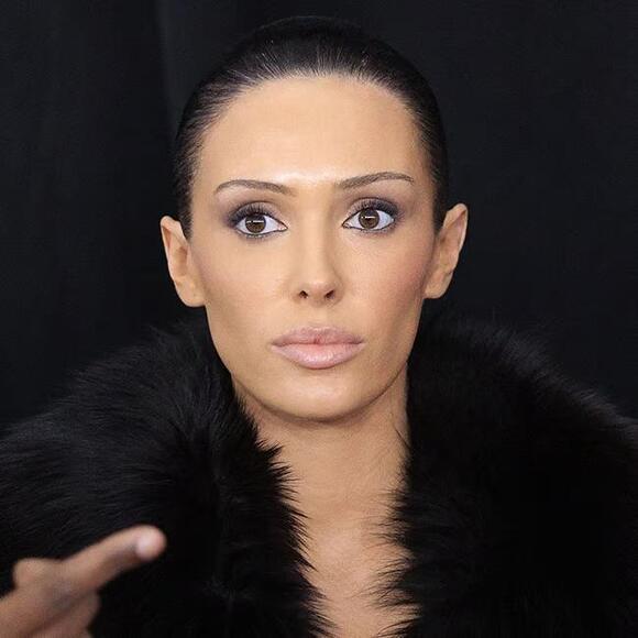 Judge Warns Bianca Censori To Dress Appropriately And Follow The 'Dress ...