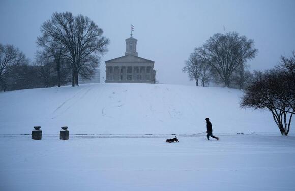 Snowstorm leaves at least 14 dead in Tennessee as frigid temperatures ...