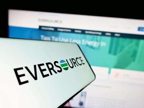 Eversource wins earns 96th annual Edison Award for streamlining ...