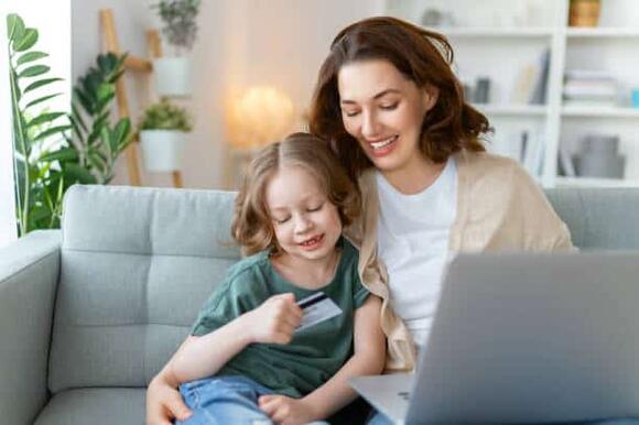 25 Fun and Smart Ways to Teach Kids About Money - NewsBreak