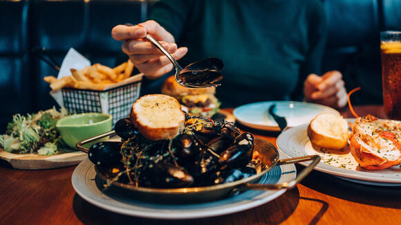 This Seafood Chain Restaurant Ranks First For Us When It Comes To Top ...