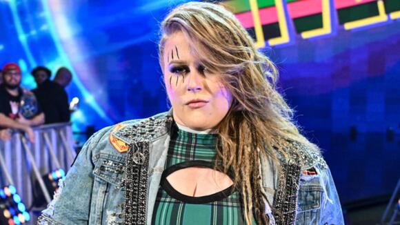 WWE’s Piper Niven Addresses Online Hate After Viral Mason Rook ...
