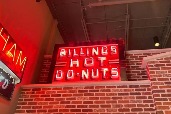 Montana is CRAWLING w/ Foreign Truck Drivers, No English - NewsBreak