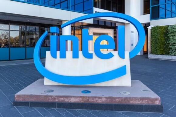 Intel Takes On AMD With New Chips For Portable Gaming Devices - NewsBreak