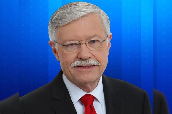 Do You Remember These West Michigan Local News Icons? - NewsBreak